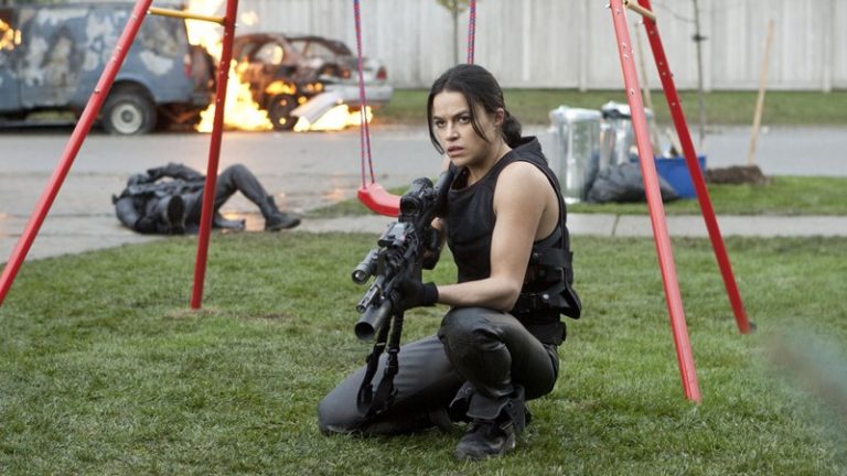 Top 11 phim của Michelle Rodriguez - đả nữ "Fast & Furious” gay cấn